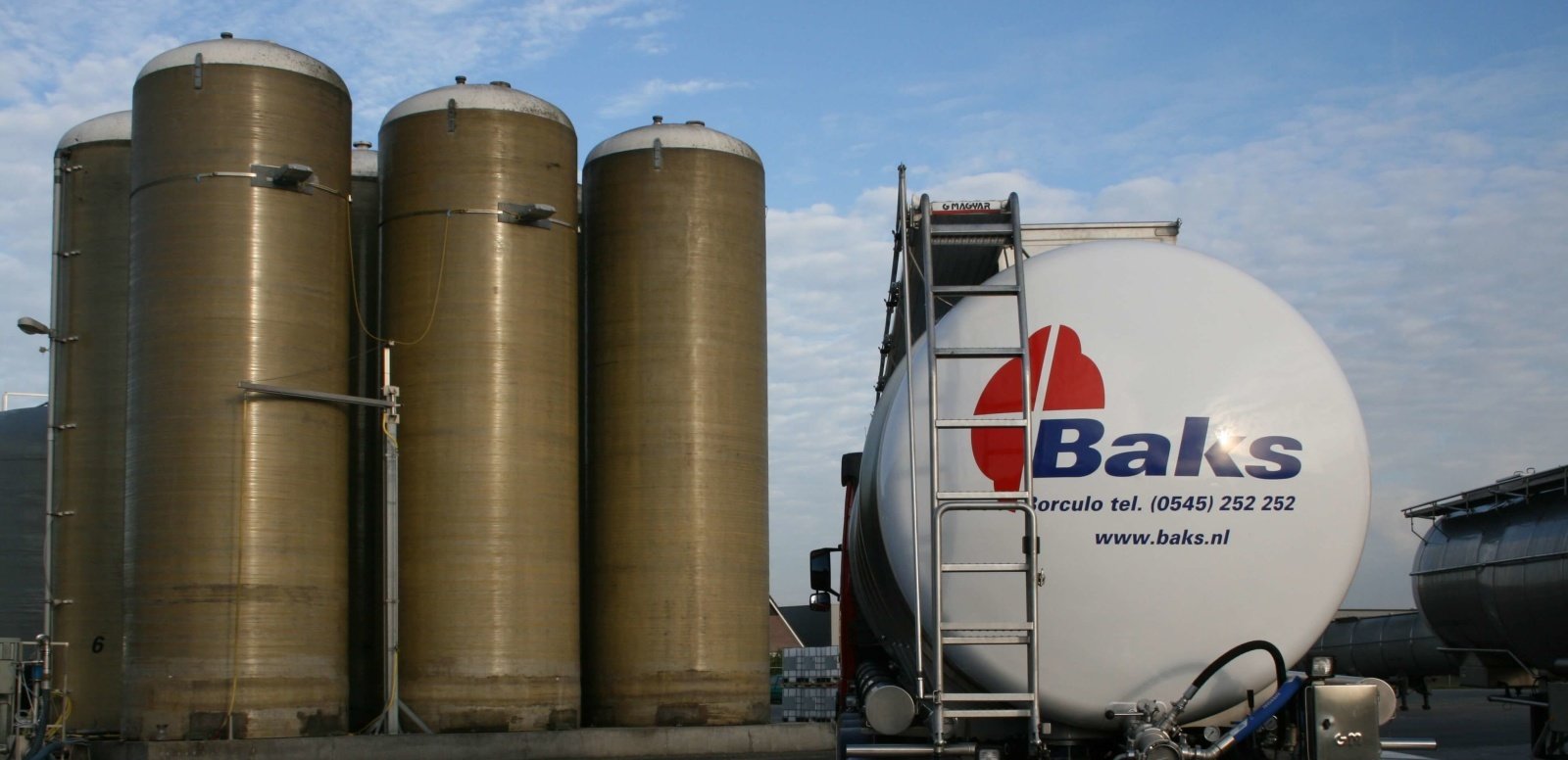 Tanktransport van vloeibare voedermiddelen (Feed) - Baks Logistiek